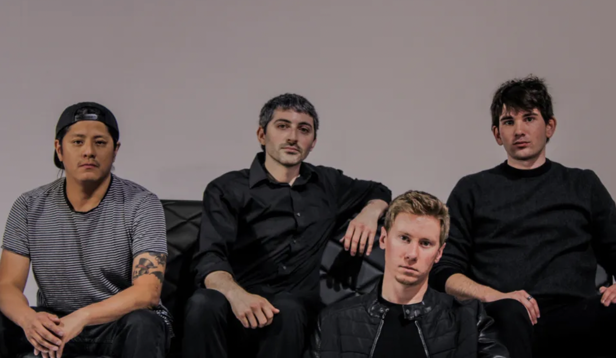 HOWRU says HELLO/GOODBYE - Music & Fashion Blog